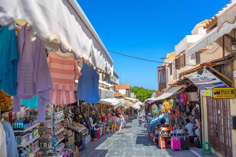 Zakupy na Rodos - Przewodnik zakupowy na wyspie - Vivato Grecja