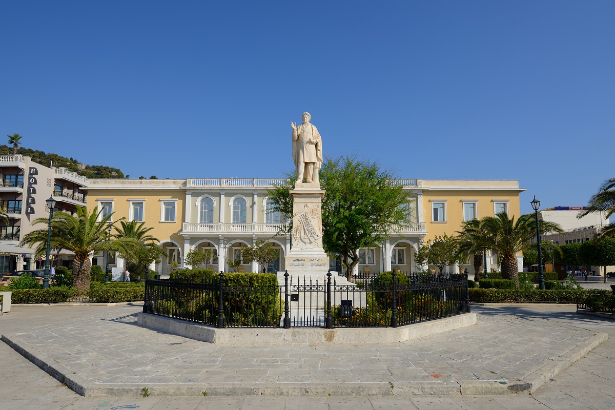 Solomos Square Zakynthos - Vivato Greece