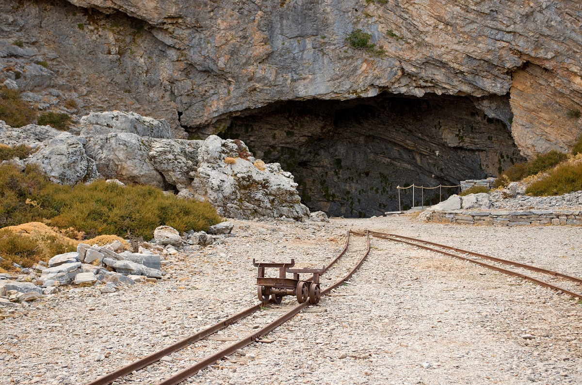 מערת אידאון (Cave Ideon Antron) כרתים - Vivato Greece