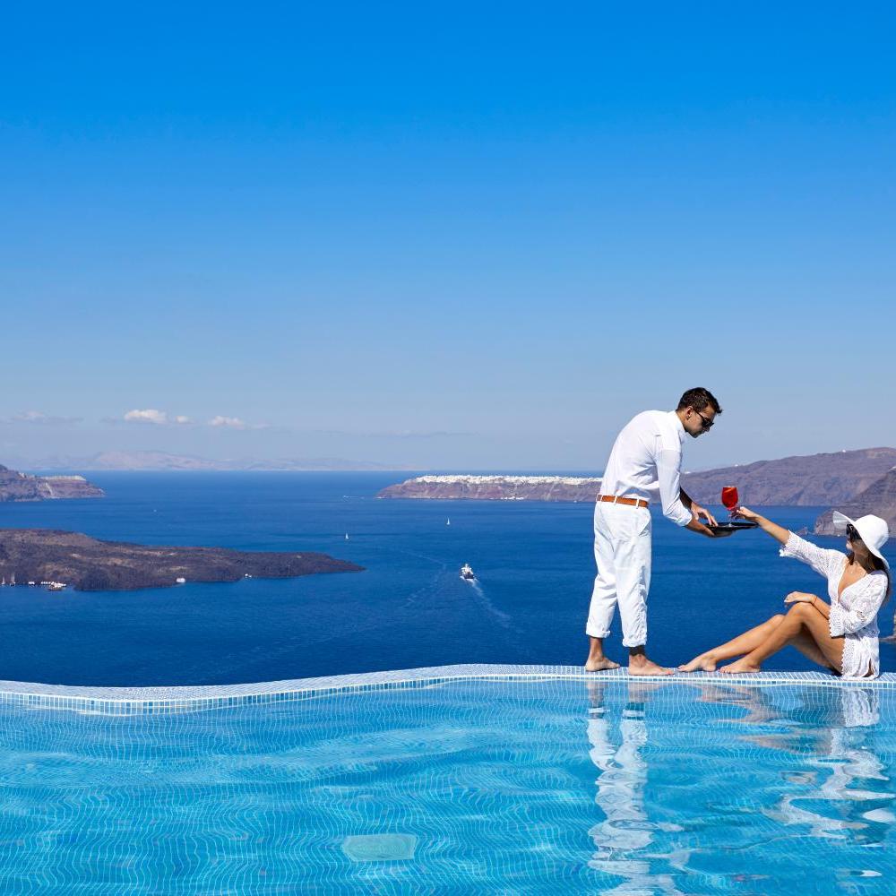 מלון Suites of the Gods Cave Spa Hotel, סנטוריני – Vivato Greece