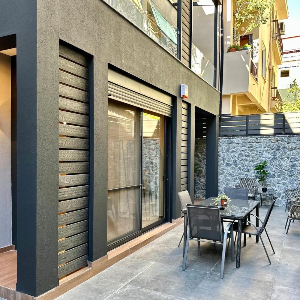 T&T High-Standing Apartments with Rooftop & Jacuzzi Hotel (Athens ...