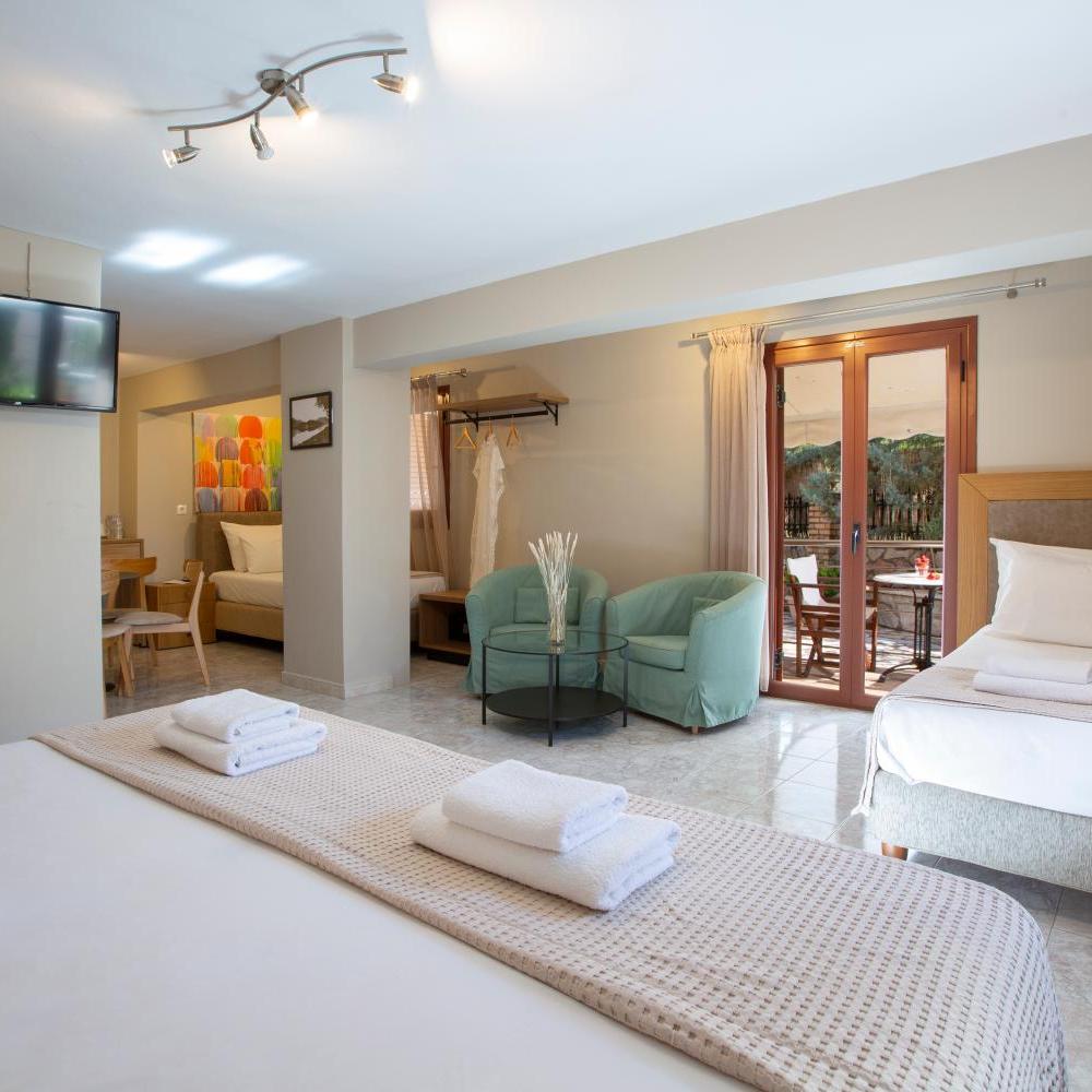 מלון Athina résidence (לפקדה) - כנסו והזמינו ל 2024